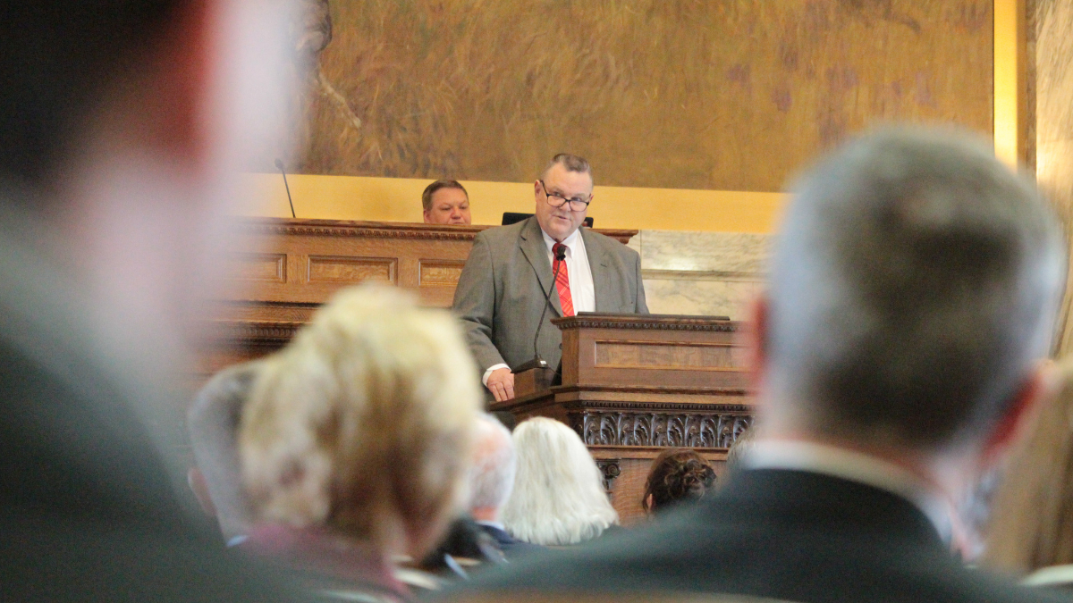 Tester and Sheehy Clash Over Abortion in Key Montana Senate Race