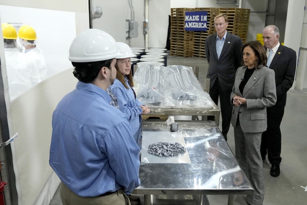 Michigan Semiconductor Plant Gets $325M in Federal CHIPS Aid