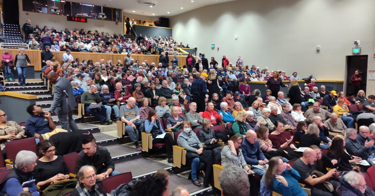Overflow Crowd Voices Concerns at Dingell’s Town Hall Meeting