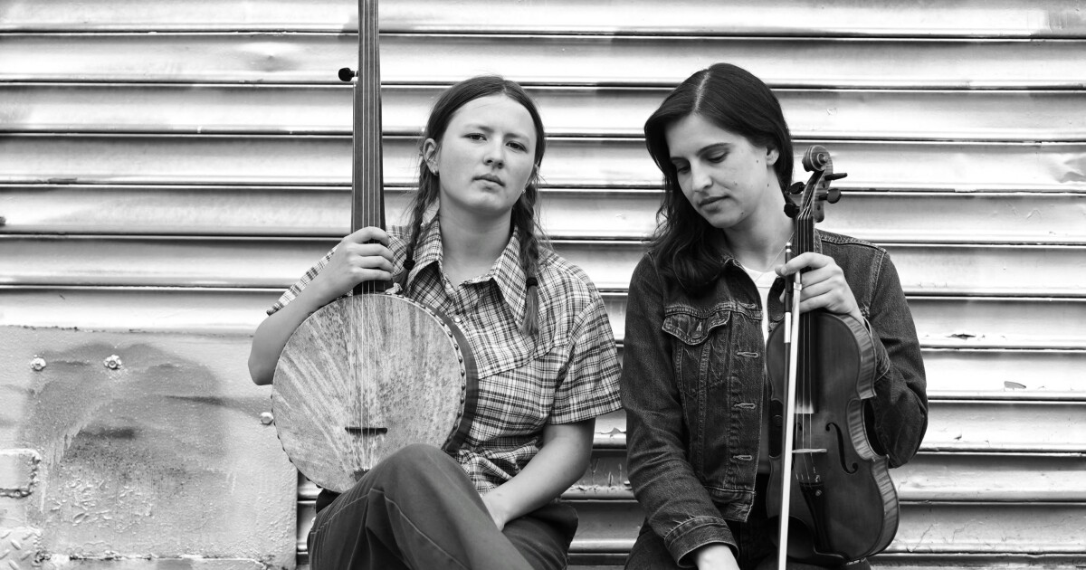 Folk Duo Protests Trump at Kennedy Center with Bold Stage Statement