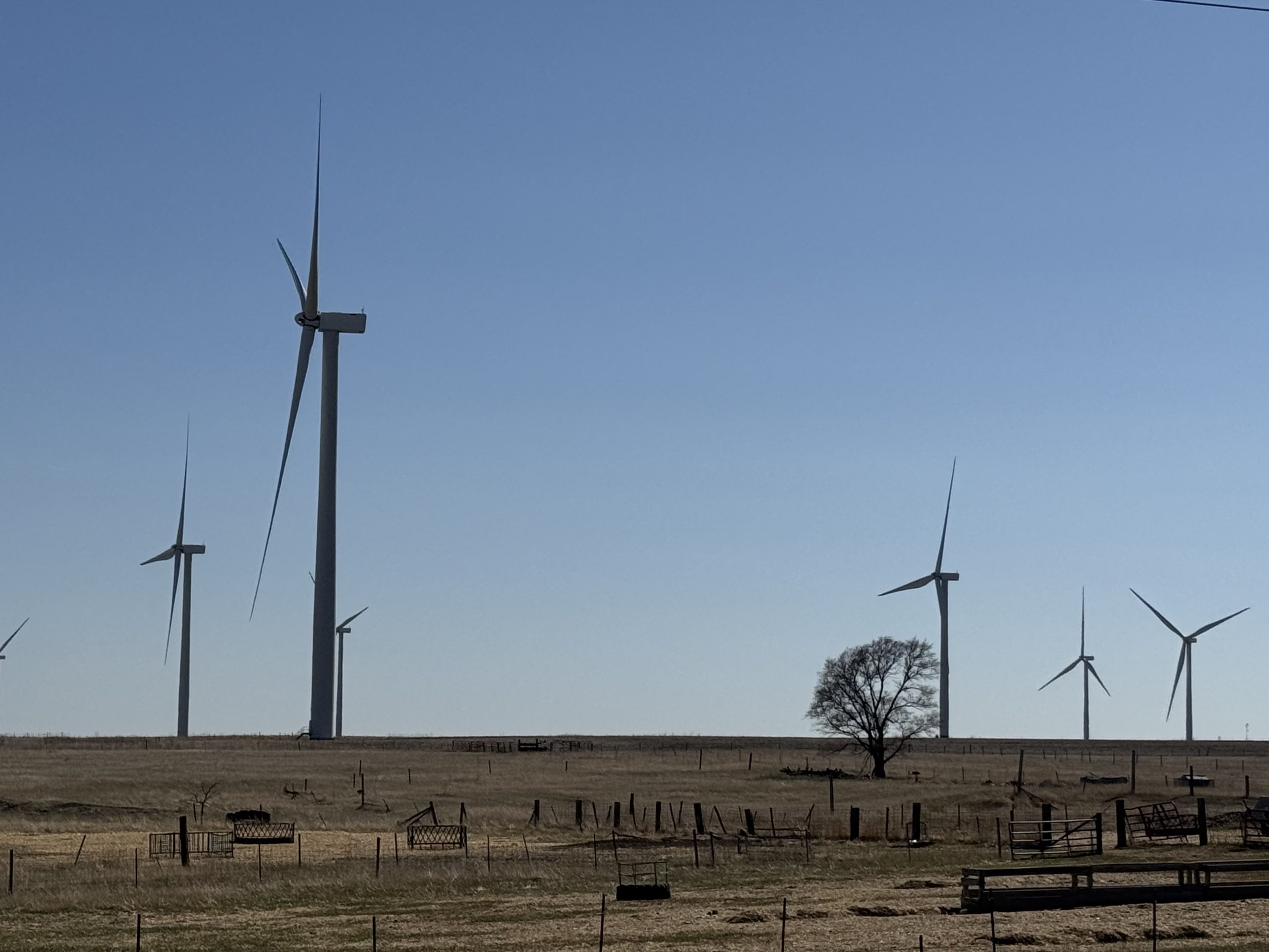 Wind Energy Boom Offers High-Paying Jobs and Training in South Dakota