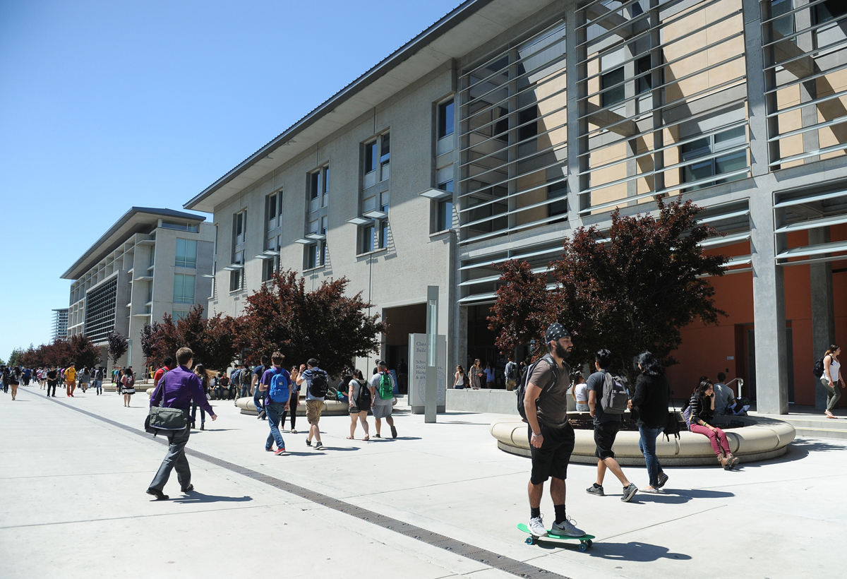 Rural Community Colleges as Key Hubs for Regional Development